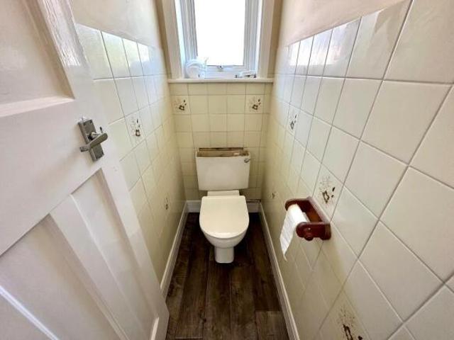 2 bedroom detached bungalow for rent in Princess Avenue, Worthing, West Sussex, BN13