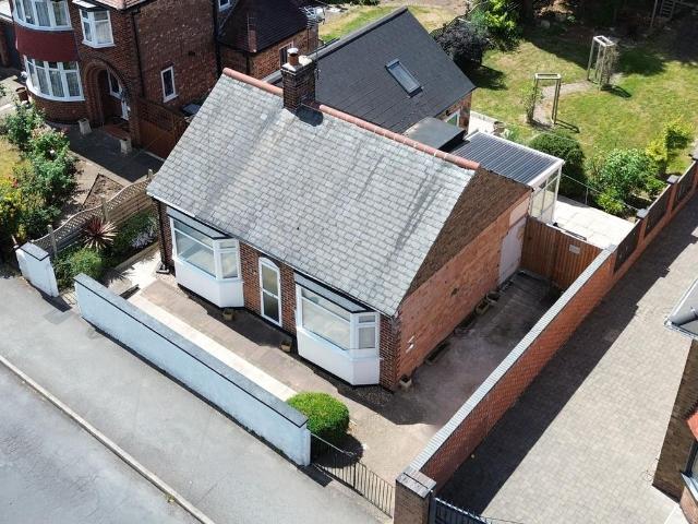2 bedroom detached bungalow for sale