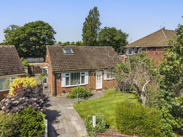 2 bedroom detached bungalow for sale