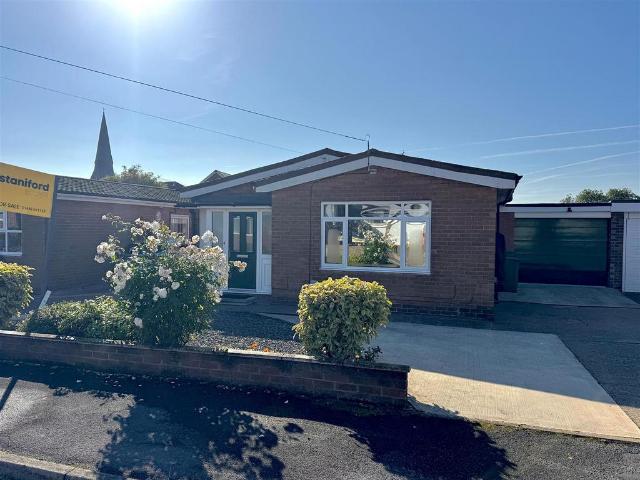 2 bedroom detached bungalow for sale