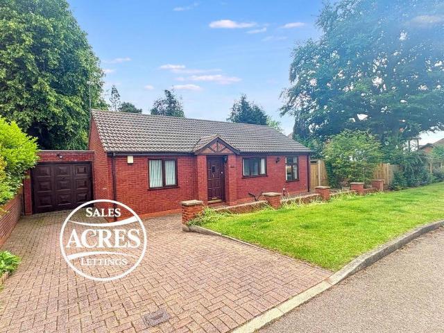 2 bedroom detached bungalow for sale