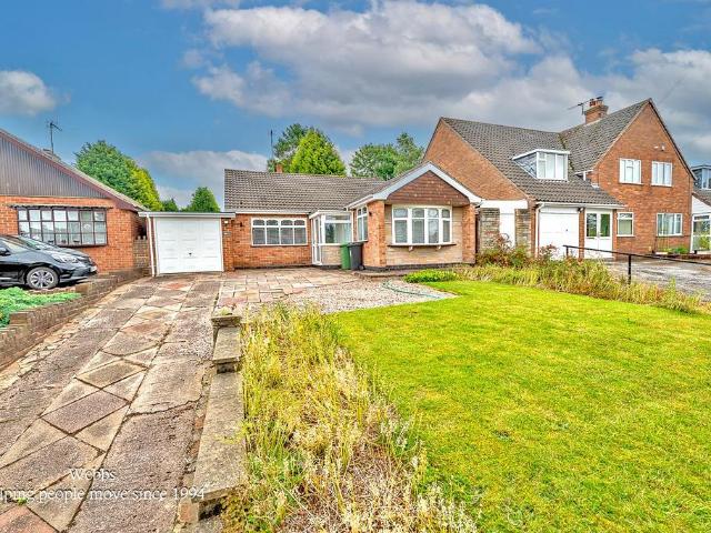 2 bedroom detached bungalow for sale