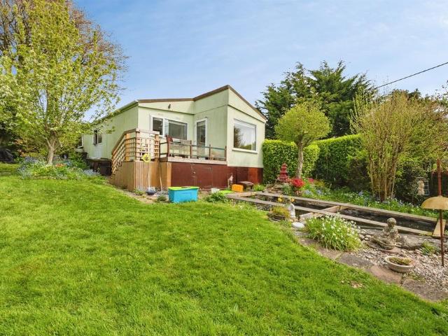 2 bedroom park home for sale
