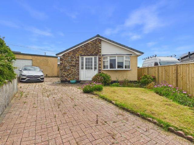 2 bedroom detached bungalow for sale