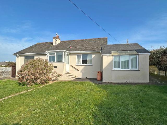 2 bedroom detached bungalow for sale