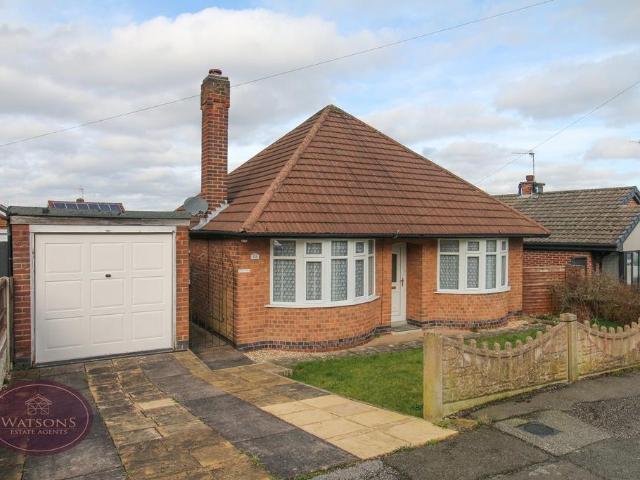2 bedroom detached bungalow for sale