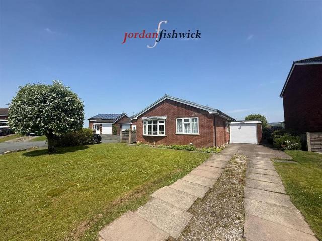 2 bedroom detached bungalow for sale