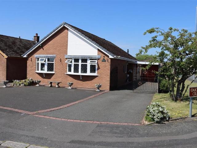 2 bedroom detached bungalow for sale
