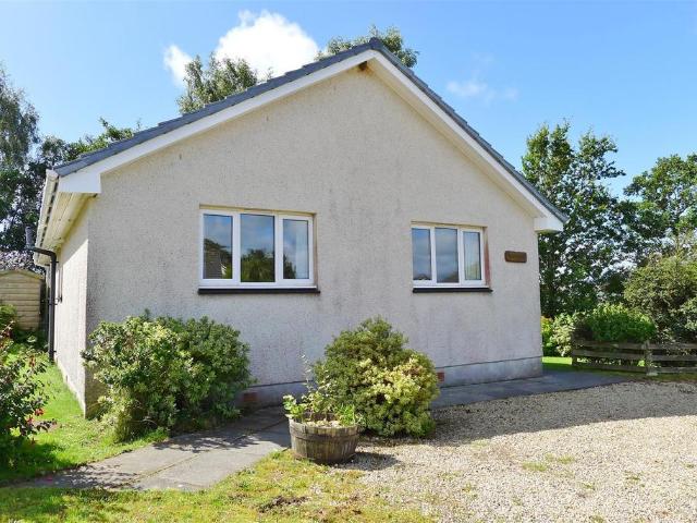 2 bedroom detached bungalow for sale