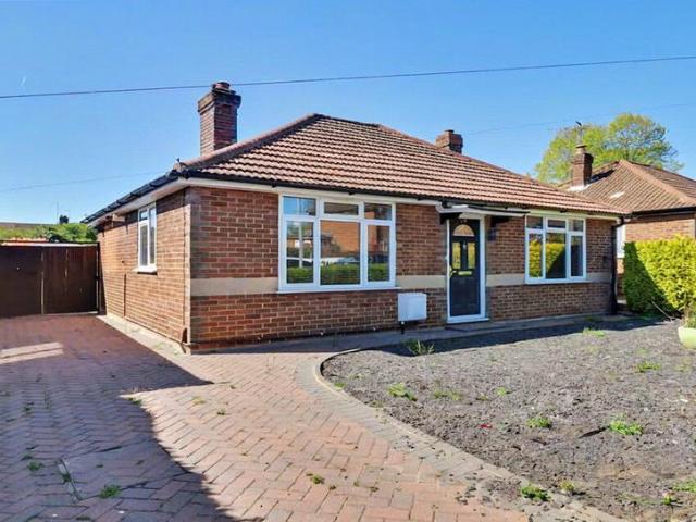 2 bedroom detached bungalow for sale