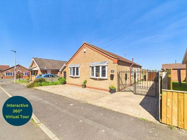2 bedroom detached bungalow for sale