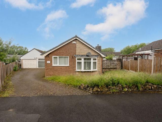2 bedroom detached bungalow for sale