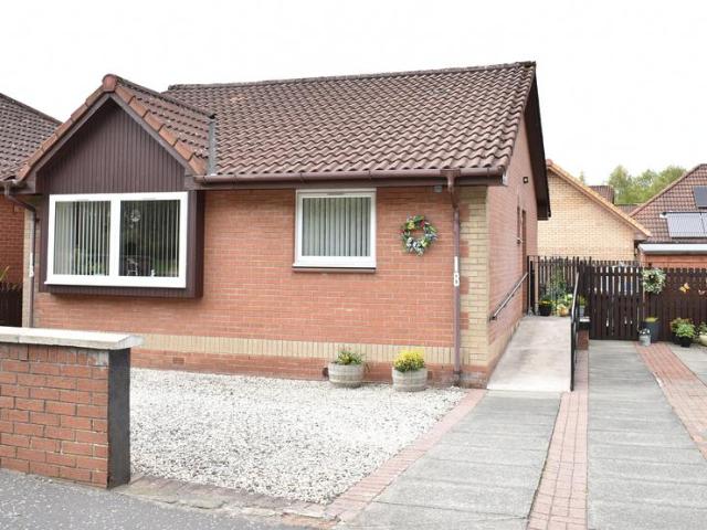 2 bedroom detached bungalow for sale