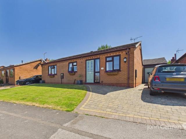 2 bedroom detached bungalow for sale