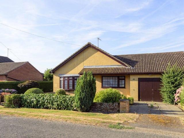 2 bedroom detached bungalow for sale