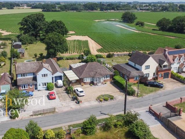 2 bedroom detached bungalow for sale