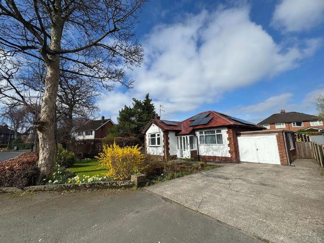 2 bedroom detached bungalow for sale