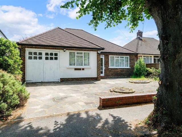 2 bedroom detached bungalow for sale