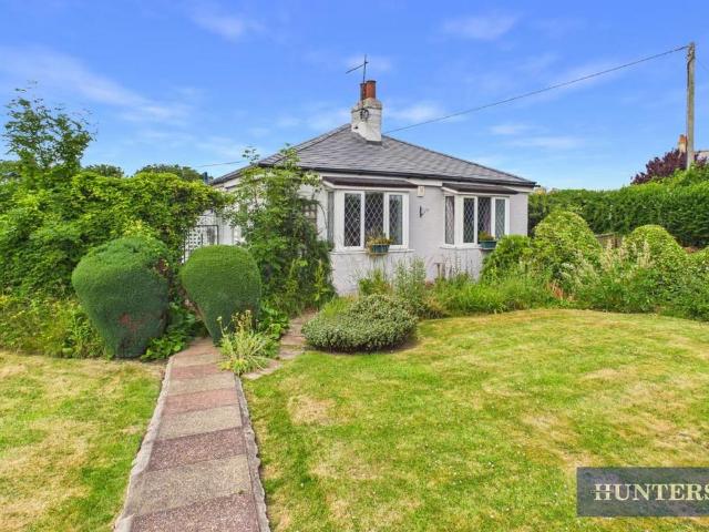 2 bedroom detached bungalow for sale