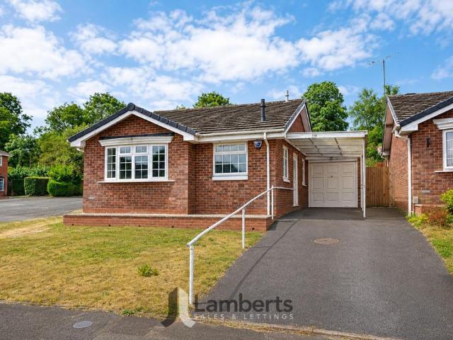 2 bedroom detached bungalow for sale