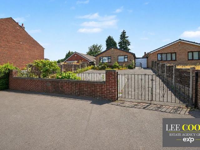 2 bedroom detached bungalow for sale