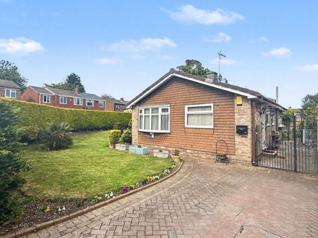 2 bedroom detached bungalow for sale
