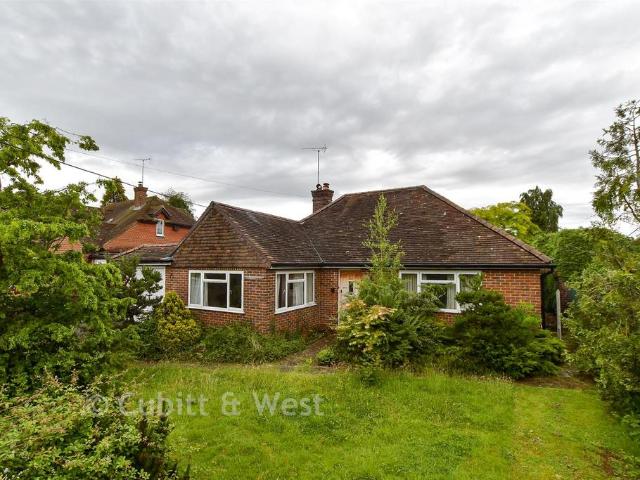 2 bedroom detached bungalow for sale