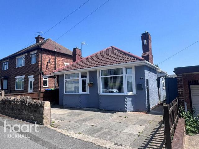 2 bedroom detached bungalow for sale
