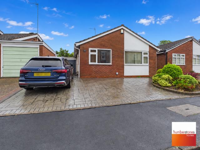 2 bedroom detached bungalow for sale