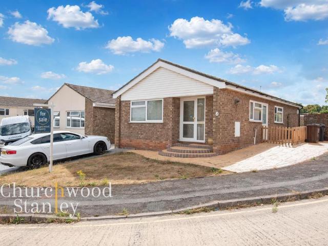 2 bedroom detached bungalow for sale