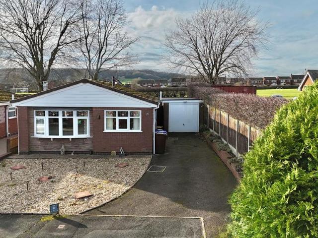 2 bedroom detached bungalow for sale