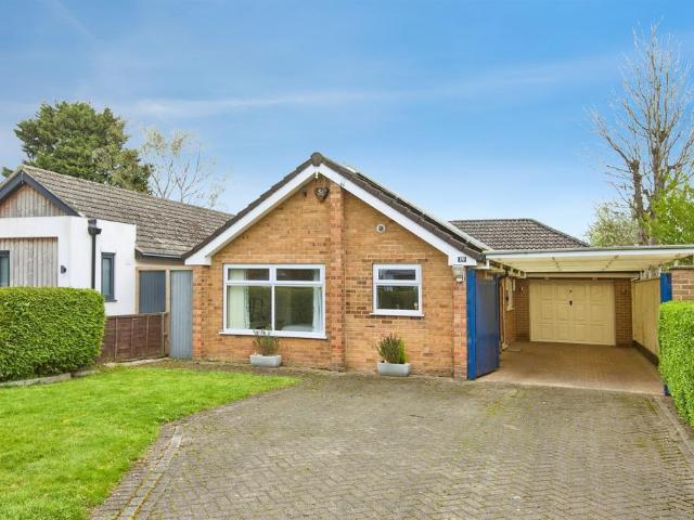 2 bedroom detached bungalow for sale