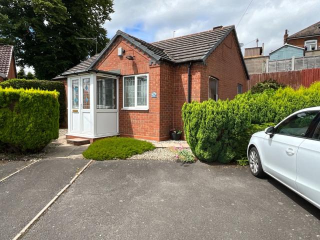 2 bedroom detached bungalow for sale