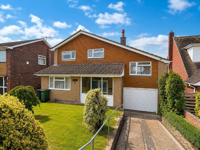 2 bedroom detached house for sale