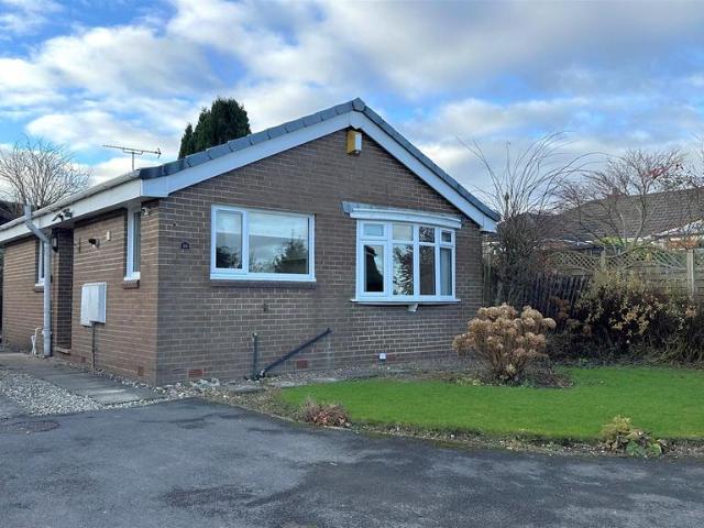 2 bedroom detached bungalow for sale