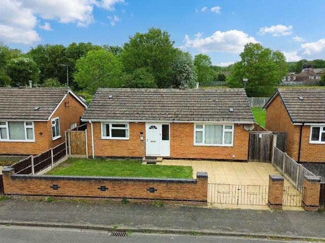 2 bedroom detached bungalow for sale