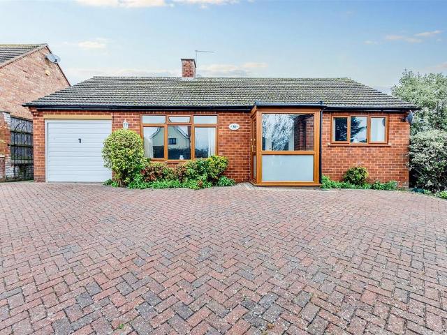 2 bedroom detached bungalow for sale