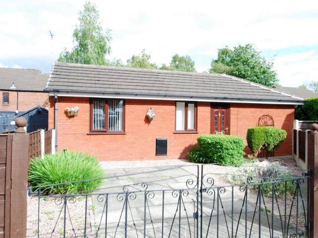 2 bedroom detached bungalow for sale