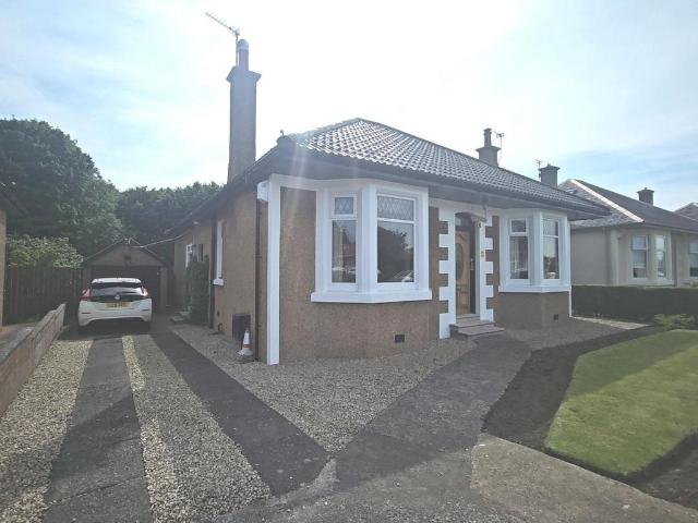 2 bedroom detached bungalow for sale
