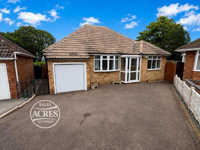2 bedroom detached bungalow for sale
