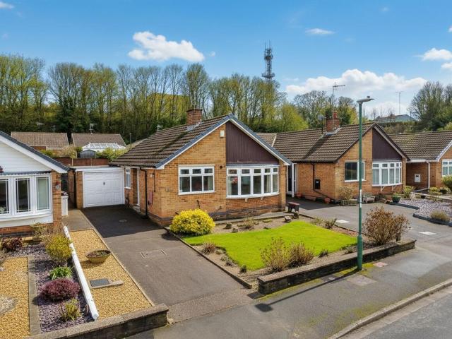 2 bedroom detached bungalow for sale