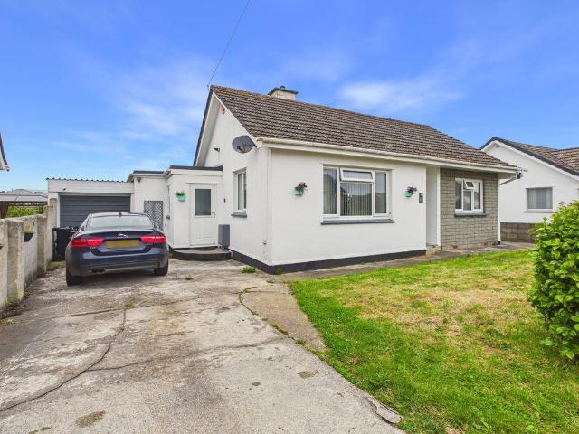 2 bedroom detached bungalow for sale