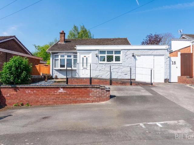 2 bedroom detached bungalow for sale