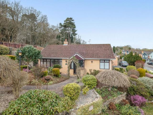 2 bedroom detached bungalow for sale