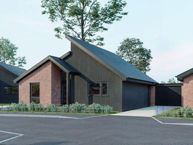 2 bedroom detached bungalow for sale