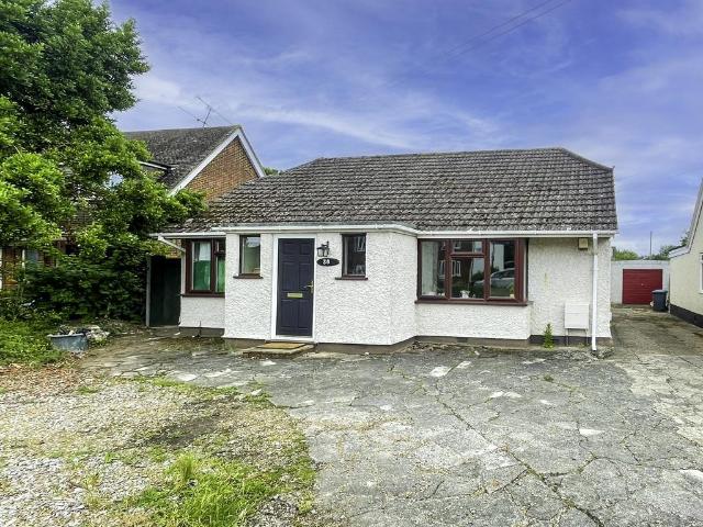 2 bedroom detached bungalow for sale