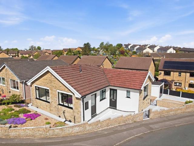 2 bedroom detached bungalow for sale