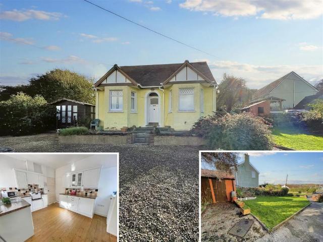 2 bedroom detached bungalow for sale