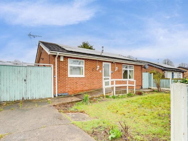 2 bedroom detached bungalow for sale