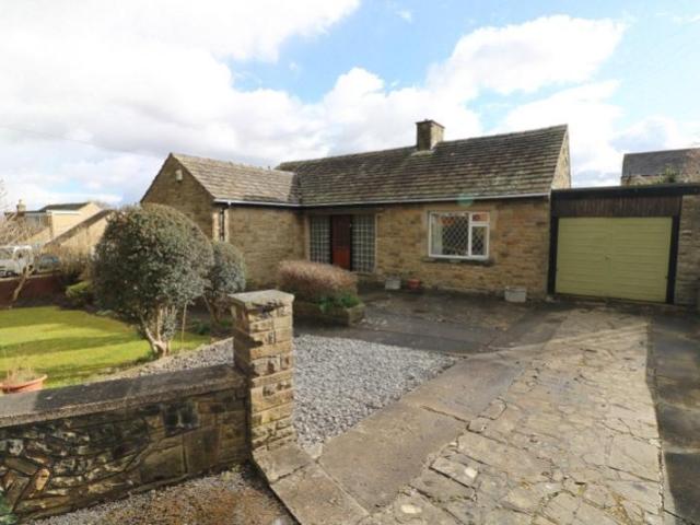 2 bedroom detached bungalow for sale